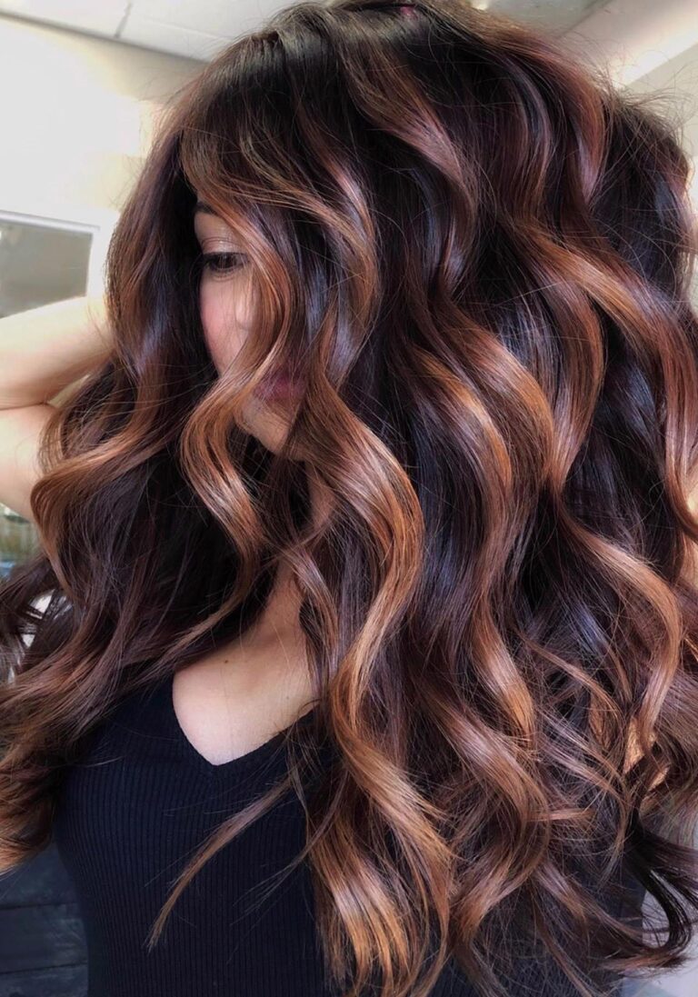 Balayage GRIS en cabellos oscuros y claros: 12 diseños que quedan muy ...